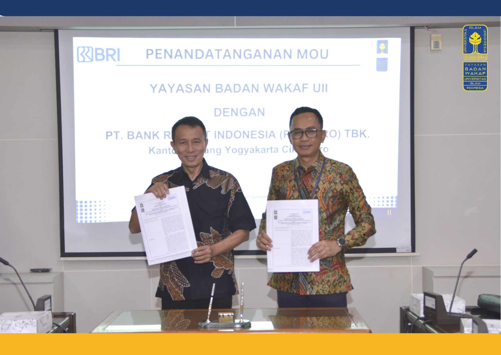 Penandatanganan MOU YBW UII dan PT. BRI, Tbk Kantor Cabang Yogyakarta Cik Ditiro | Yayasan Badan ...
